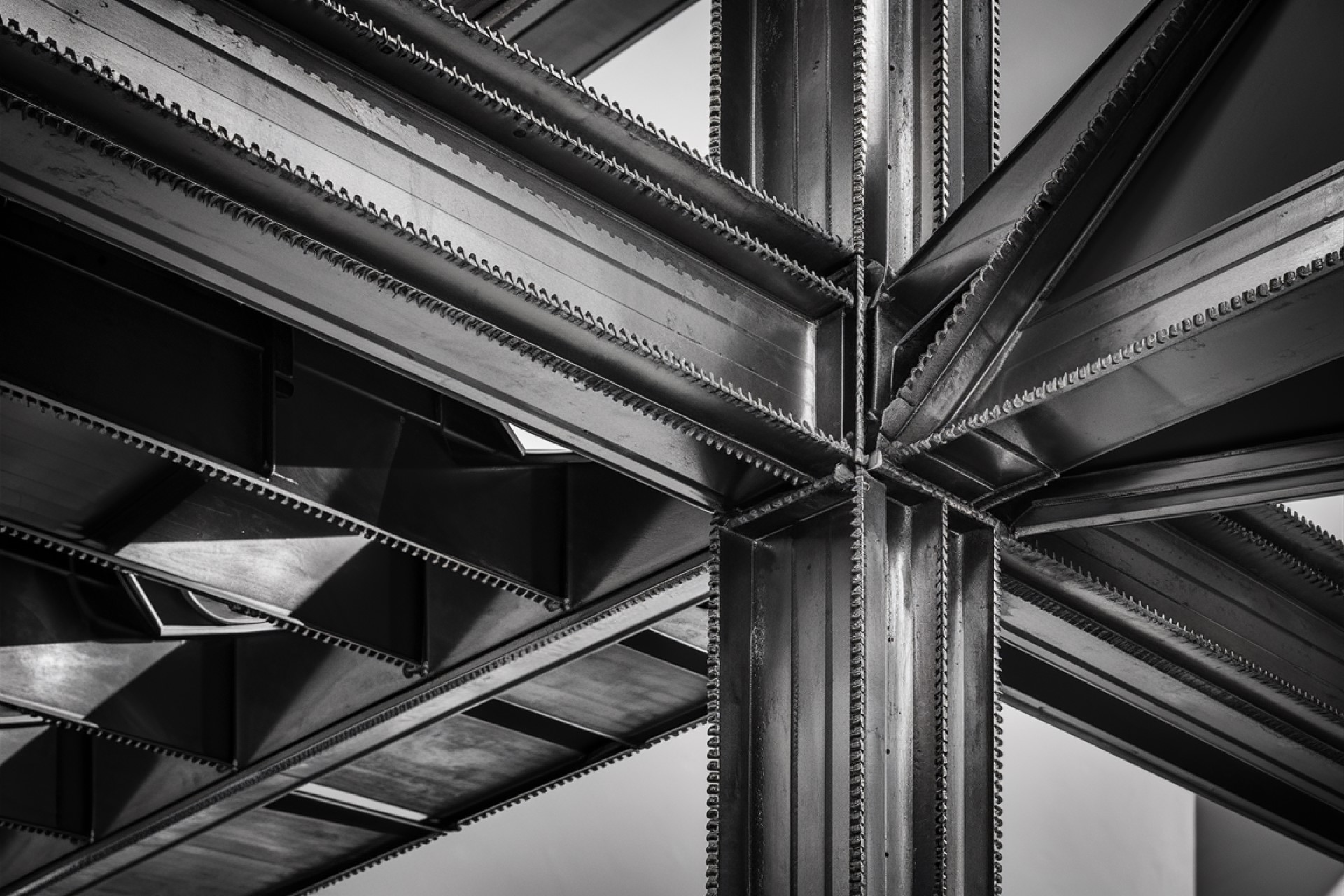 Vigas de Acero: Tipos, Estructura, Fabricación y Aplicaciones